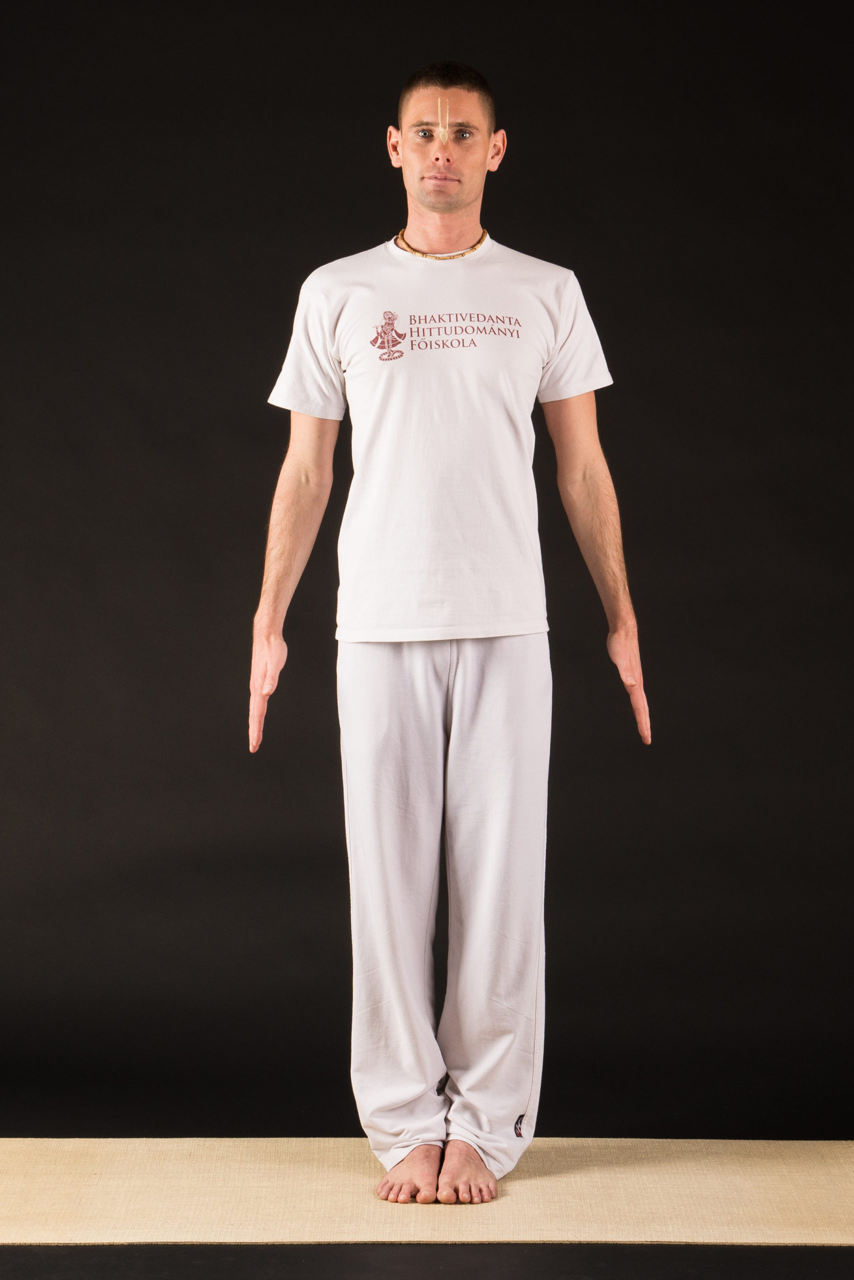 Prasārita-pādottānāsana - Szétterpesztett nyújtott lábak póza ...